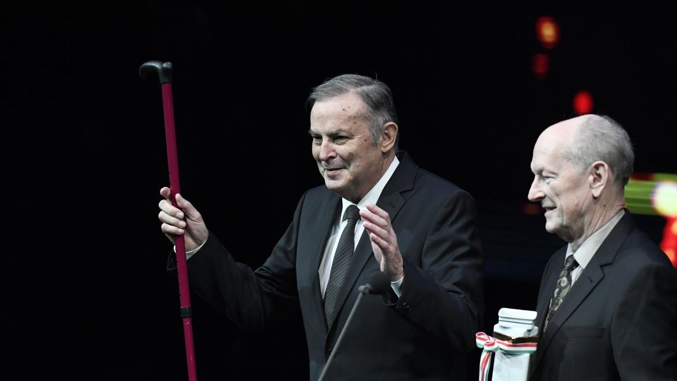 Megérkezett Balczó András