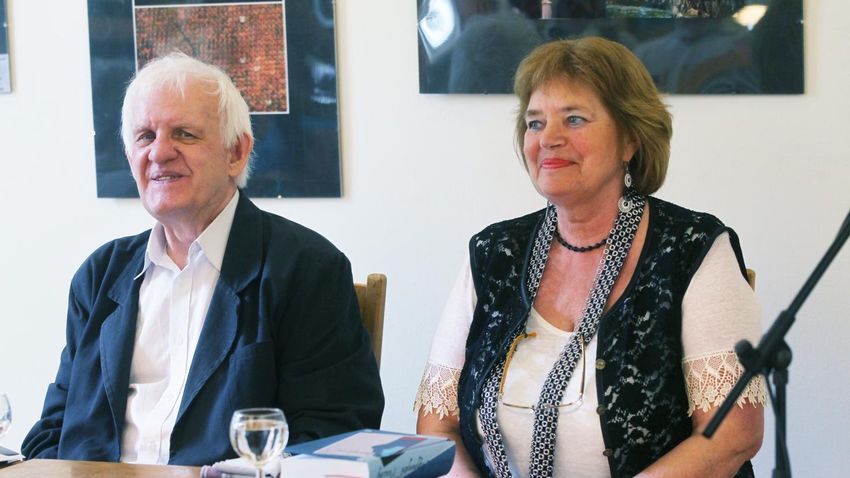 FEOL - Könyvbemutatón vehetünk részt szerdán, Faragó Laurával