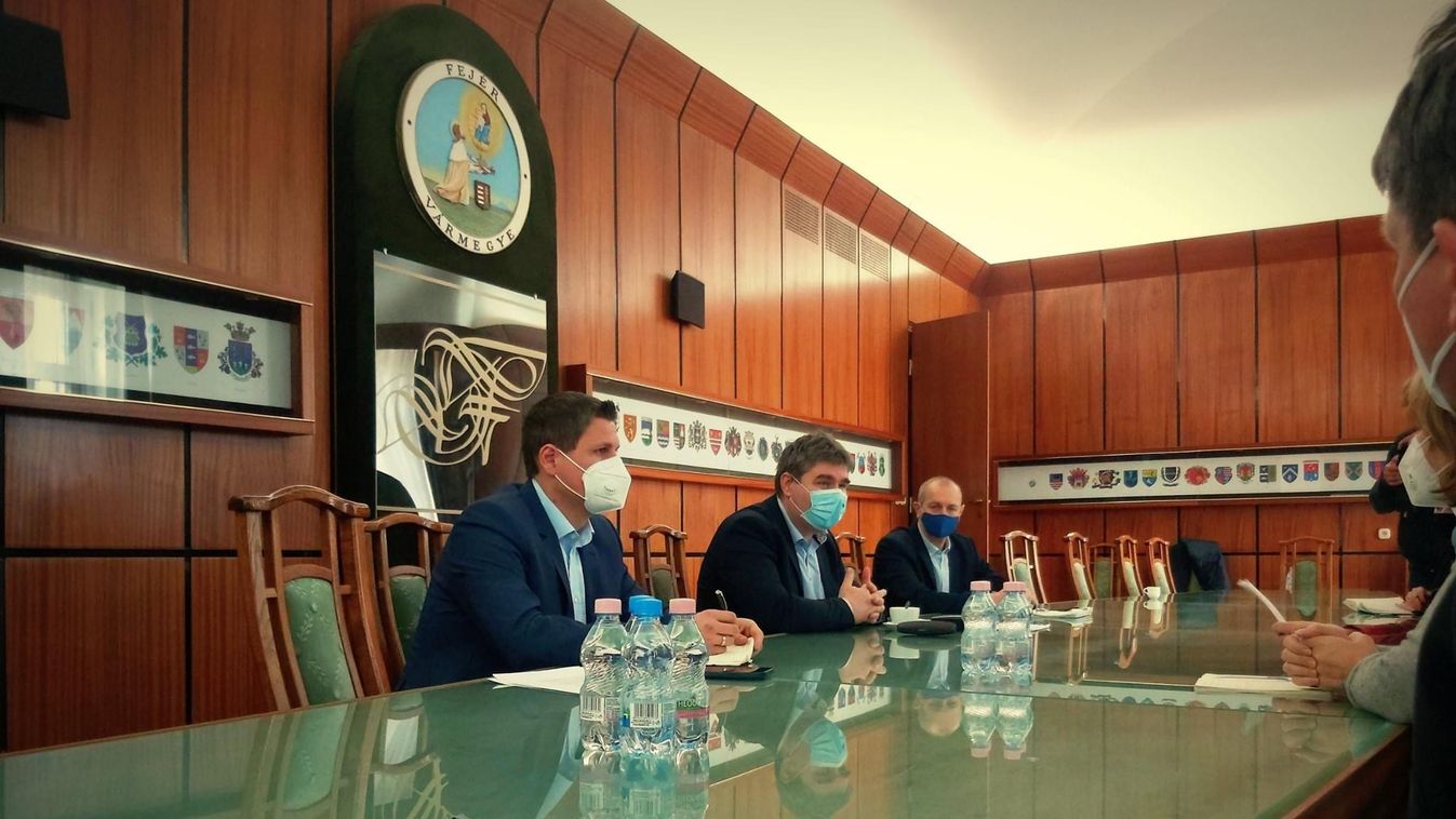 Tovább vizsgálják az M8-as autópálya baracsi lehetőségeit