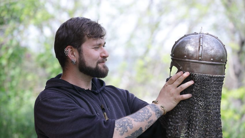 FEOL - Egy harcos viking szerszámkészítő, Angyal Norbert