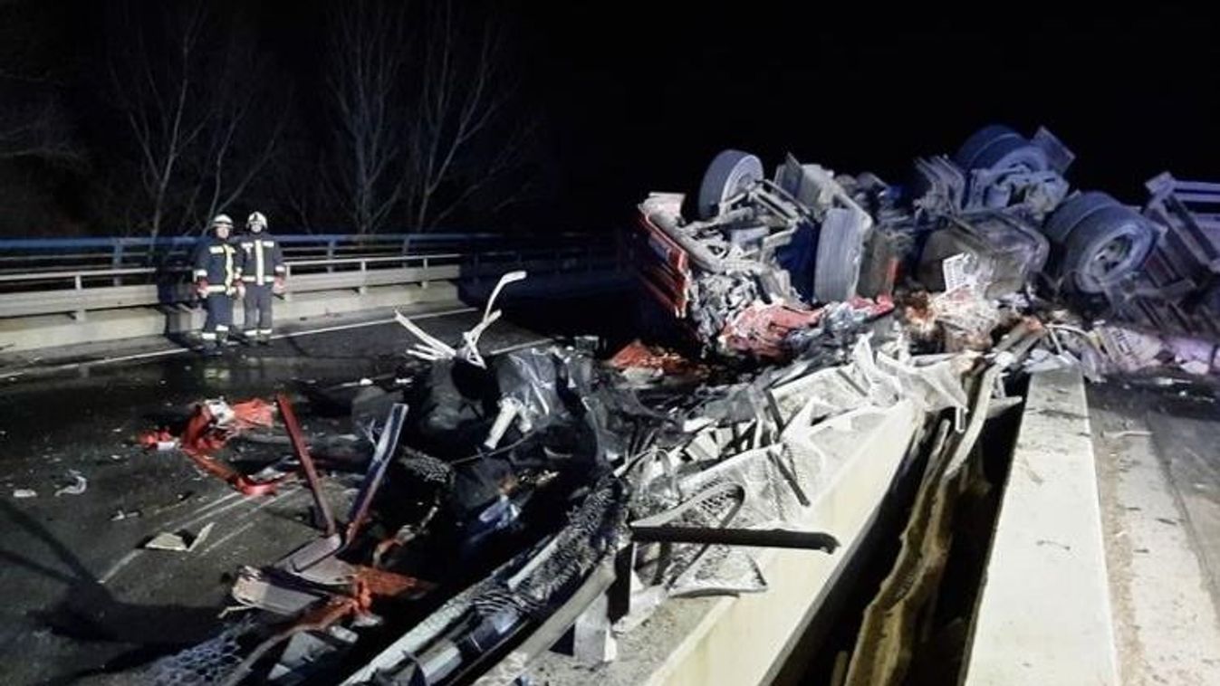 Brutális baleset történt az éjjel az M3-ason: egy ember szörnyethalt