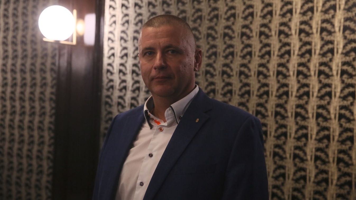 Ruszin-Szendi Romulusz hiúsága