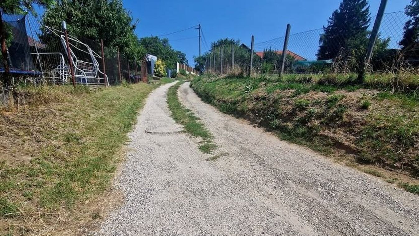 Útépítés kezdődik a Kis közben!