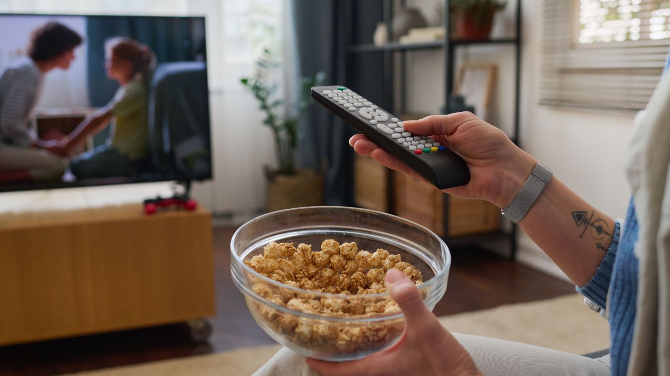 Warner Bros Discovery felvásárlási csata: Paramount és Netflix versenye