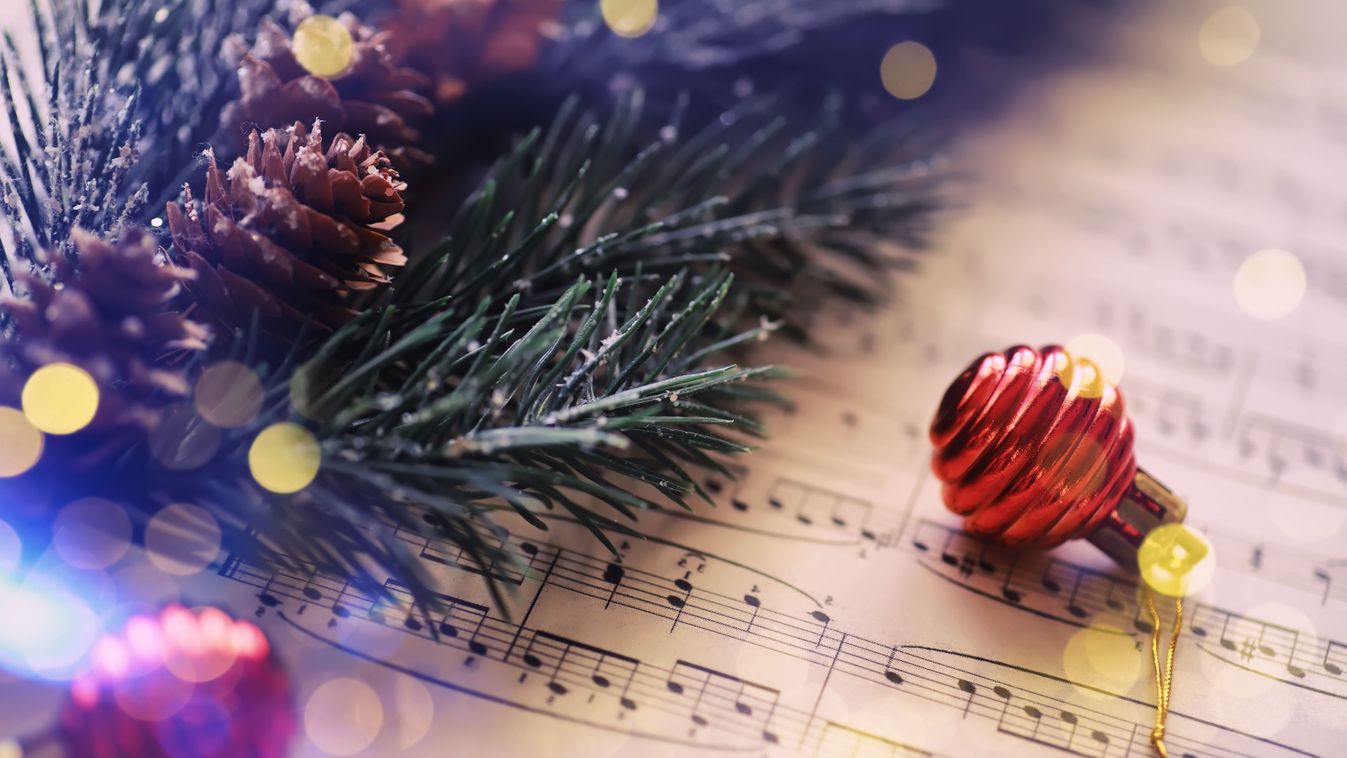 Lejátszási lista a fa alá – 10 örök karácsonyi sláger, ami nélkül nincs ...