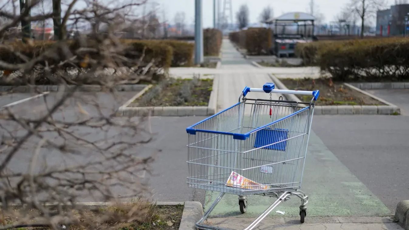 Ünnepi nyitvatartás december 24-én: hol vásárolhatsz karácsony előtt