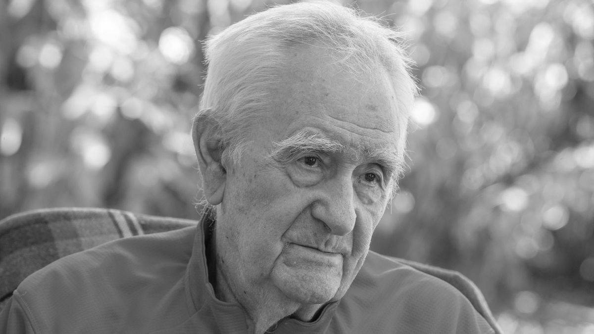 Dávid Sándor: Elhunyt a legendás sportriporter