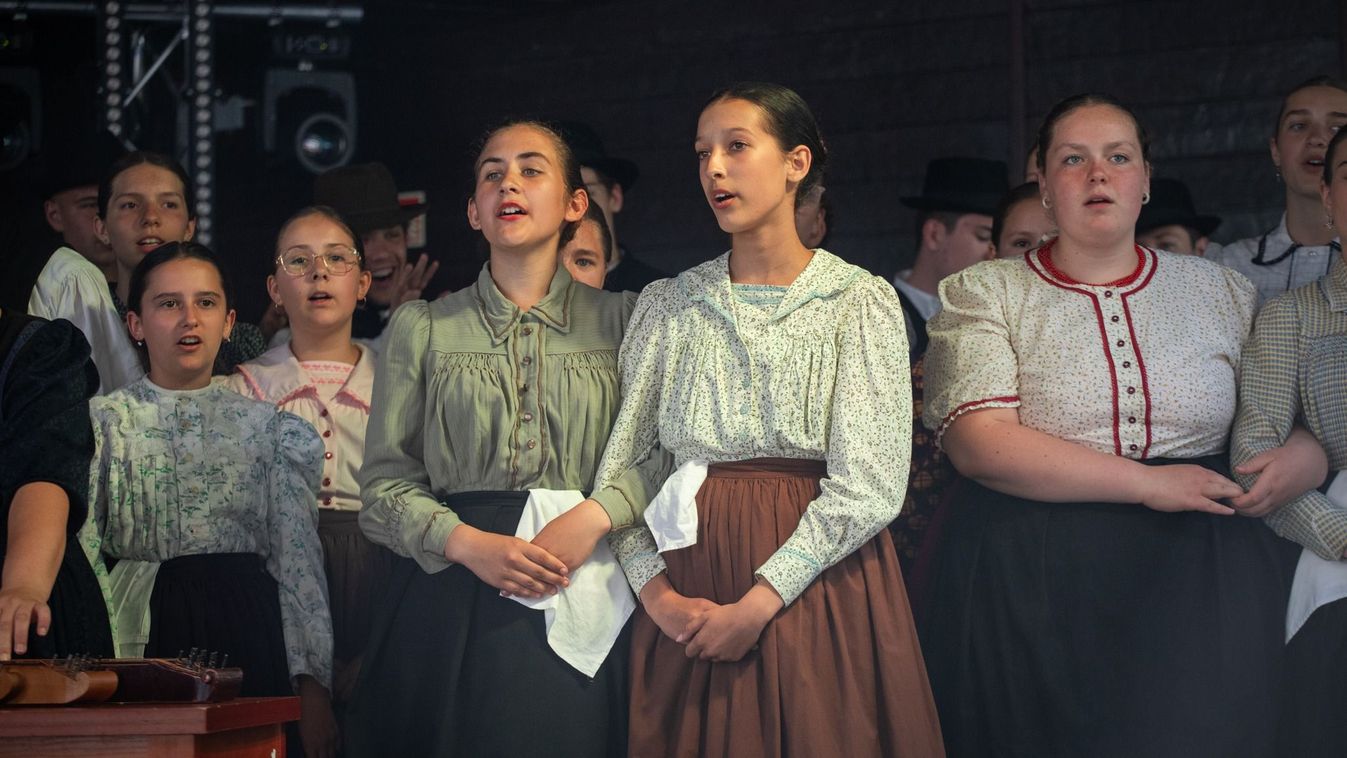 Aba Napok: lenyűgöző fotók a néptáncgáláról (galéria, videó)